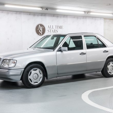 Há 35 anos a Mercedes-Benz apresentava a icônica série W124 - Mercedes ...