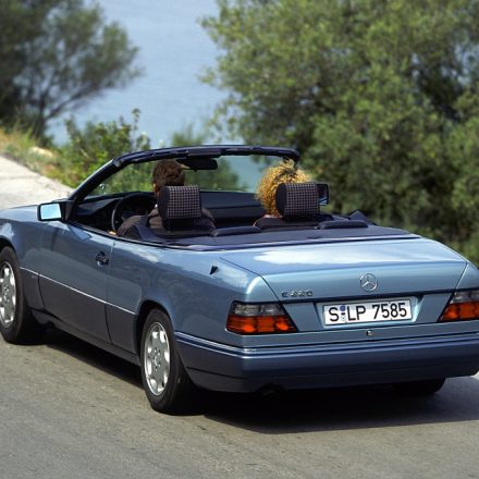 Há 35 anos a Mercedes-Benz apresentava a icônica série W124 - Mercedes ...