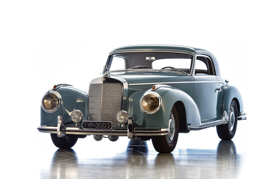 Mercedes-Benz 300 S: Síntese onírica entre luxo e esporte - Mercedes ...