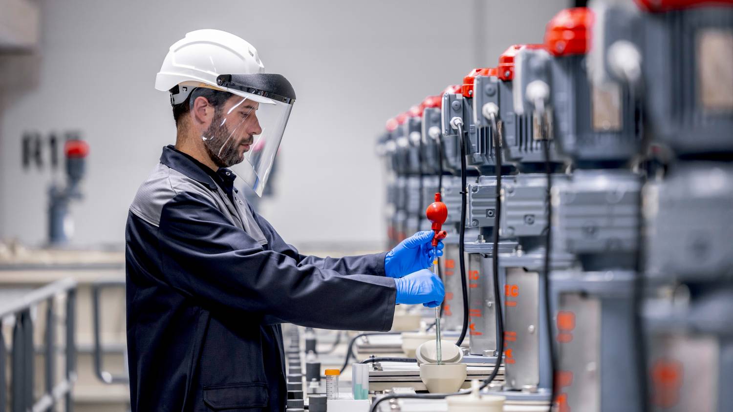 Mercedes-Benz abre sua própria fábrica de baterias - Mercedes Magazine