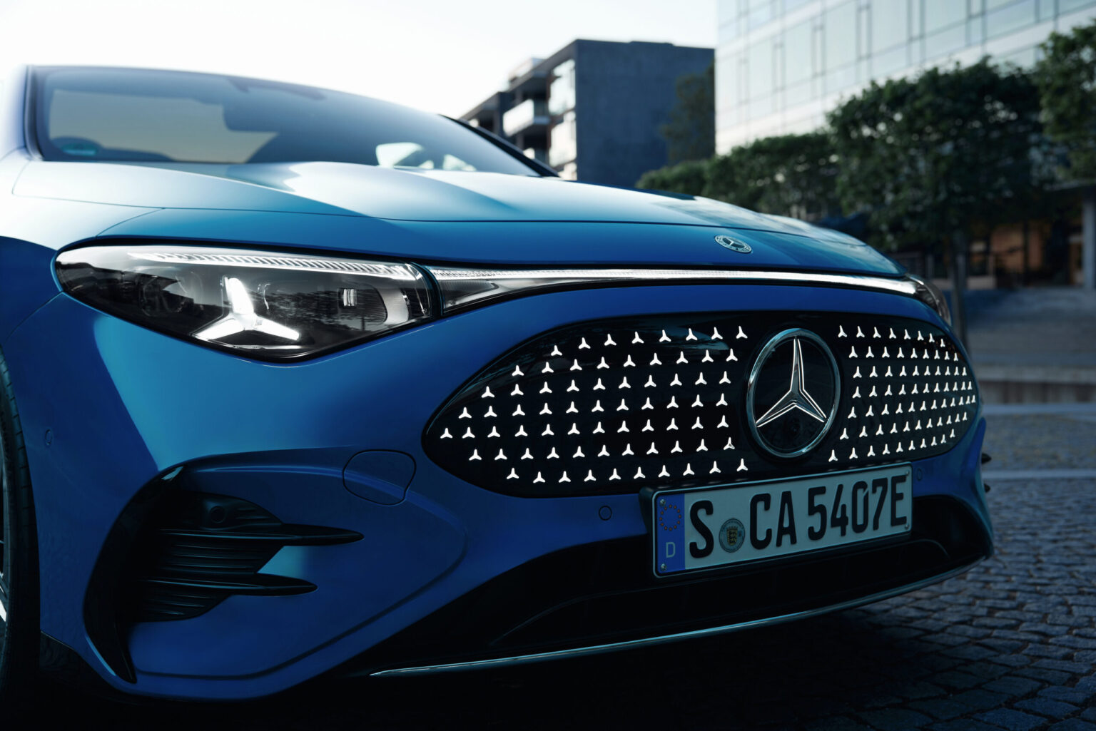 Mercedes-Benz CLA 200 EQ disponível para encomenda na Europa, por R ...