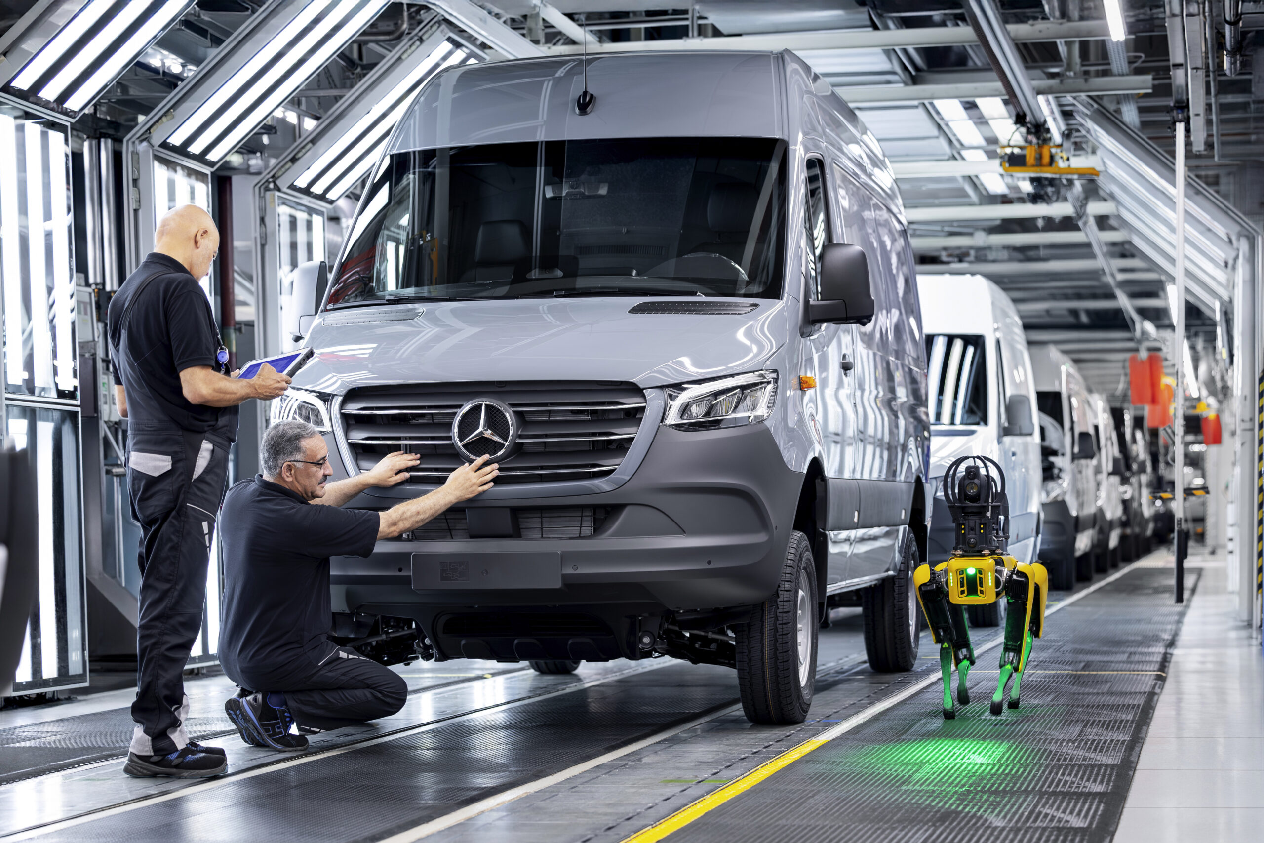 Düsseldorf, o berço do Mercedes-Benz Sprinter - Mercedes Magazine